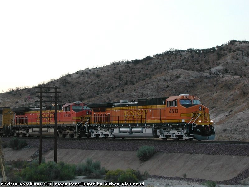 BNSF 4513